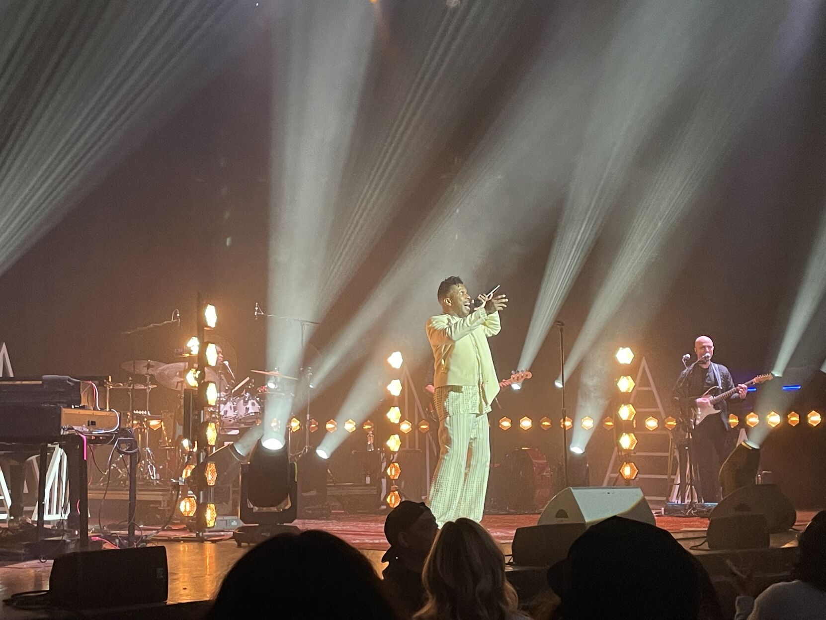 Review: Leslie Odom Jr.'s Christmas show in New Orleans | Keith Spera ...