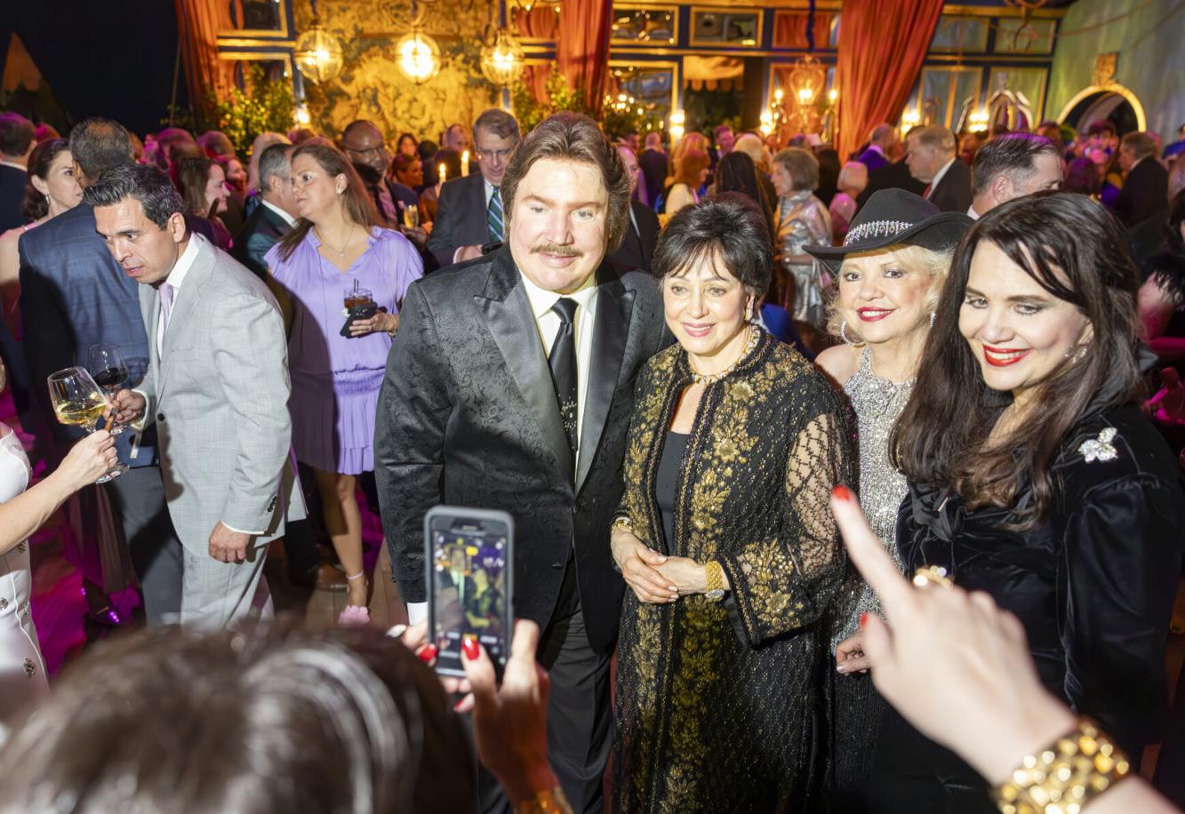Saints' owner Gayle Benson throws a lavish New Orleans party for Super ...