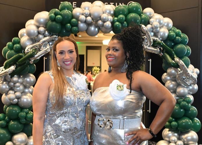 Nell Nolan: Kiss a Pig Diabetes, Pontchartrain Links, Pippin cast party ...