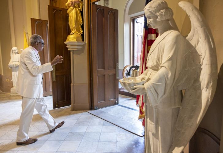 Retired New Orleans judge gets formal apology for brutal attack on 1963 ...