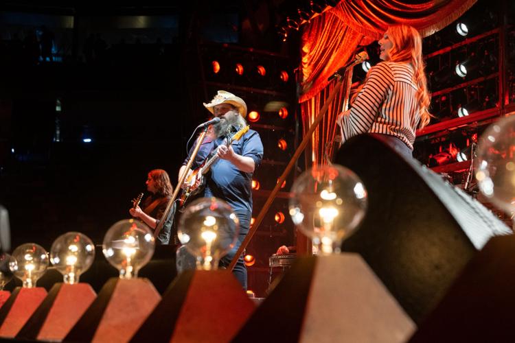 Chris Stapleton was arena country at its best at a full Smoothie King ...