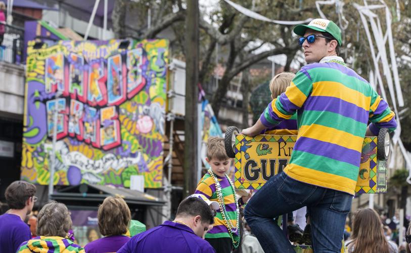 New Orleans may reverse Mardi Gras parade toilet paper ban | Mardi Gras | nola.com