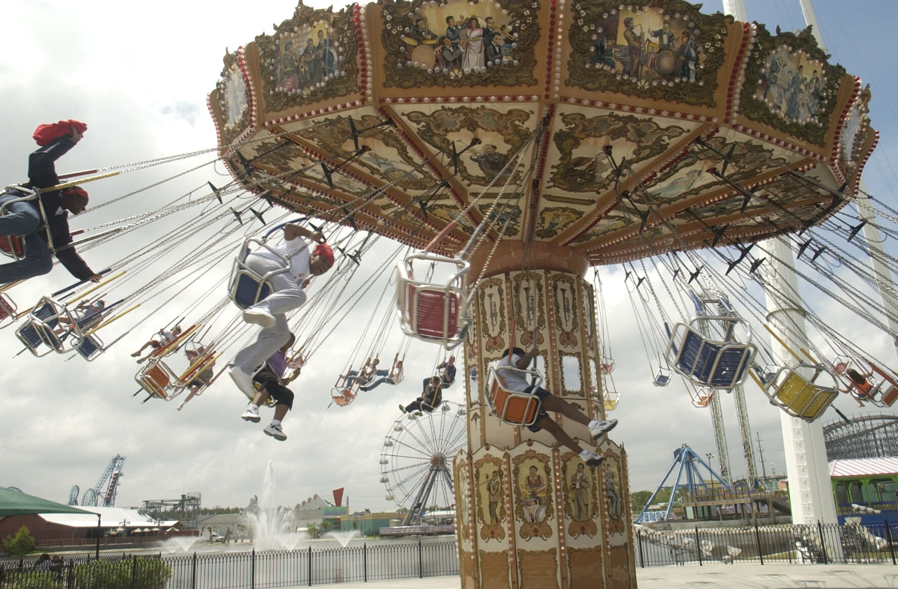 Photos: Six Flags New Orleans (Jazzland) through the years ...