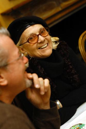 Bonnie Warren, a self-taught journalist with a knack for mentoring ...