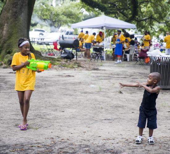 Reunion draws 1,000 Mercadals (and Mercadels) to City Park for food ...