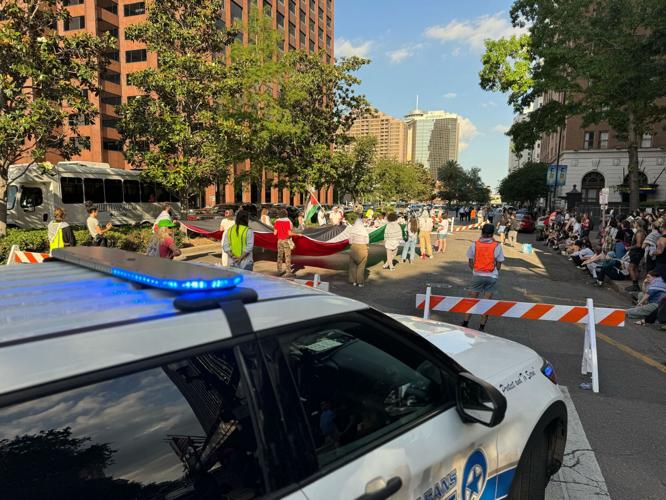 Pro-Palestine protest shuts down Poydras St in New Orleans | | nola.com