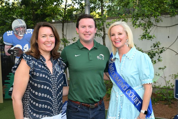 Nell Nolan: Opera Mad Hatter, Stuart Hall Auction, Metairie Music Club ...