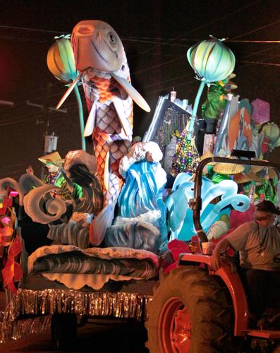 Photos: Krewes of Centurions, Excalibur light up the Metairie parade ...