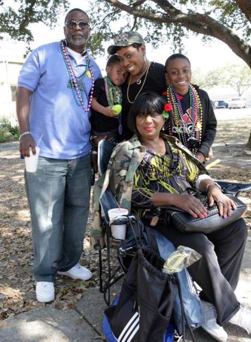 Photos: Perfect weather, lots of smiles for NOMTOC parade in Algiers ...