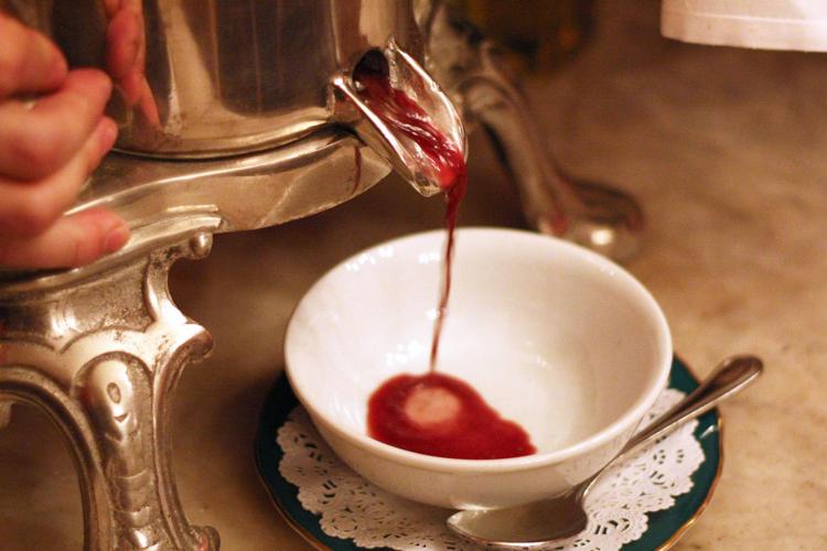 Duck, duck, blood: Dinner gets gory when Antoine's presses duck | Where ...