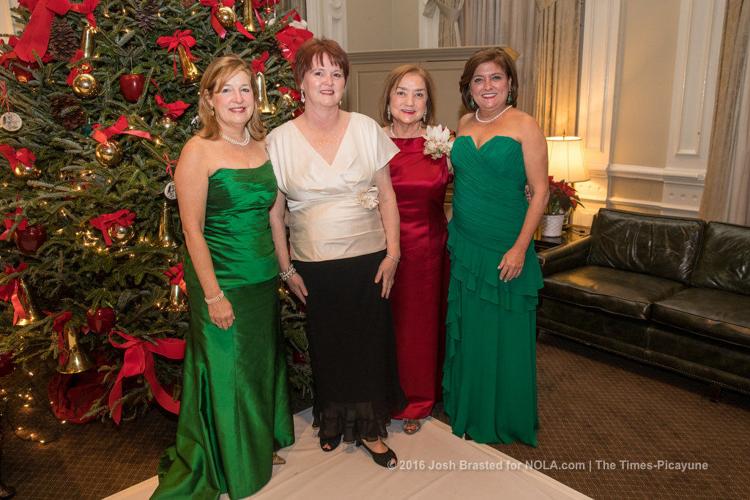 Pickwick Club presents 16 debutantes during holiday season | Parties ...