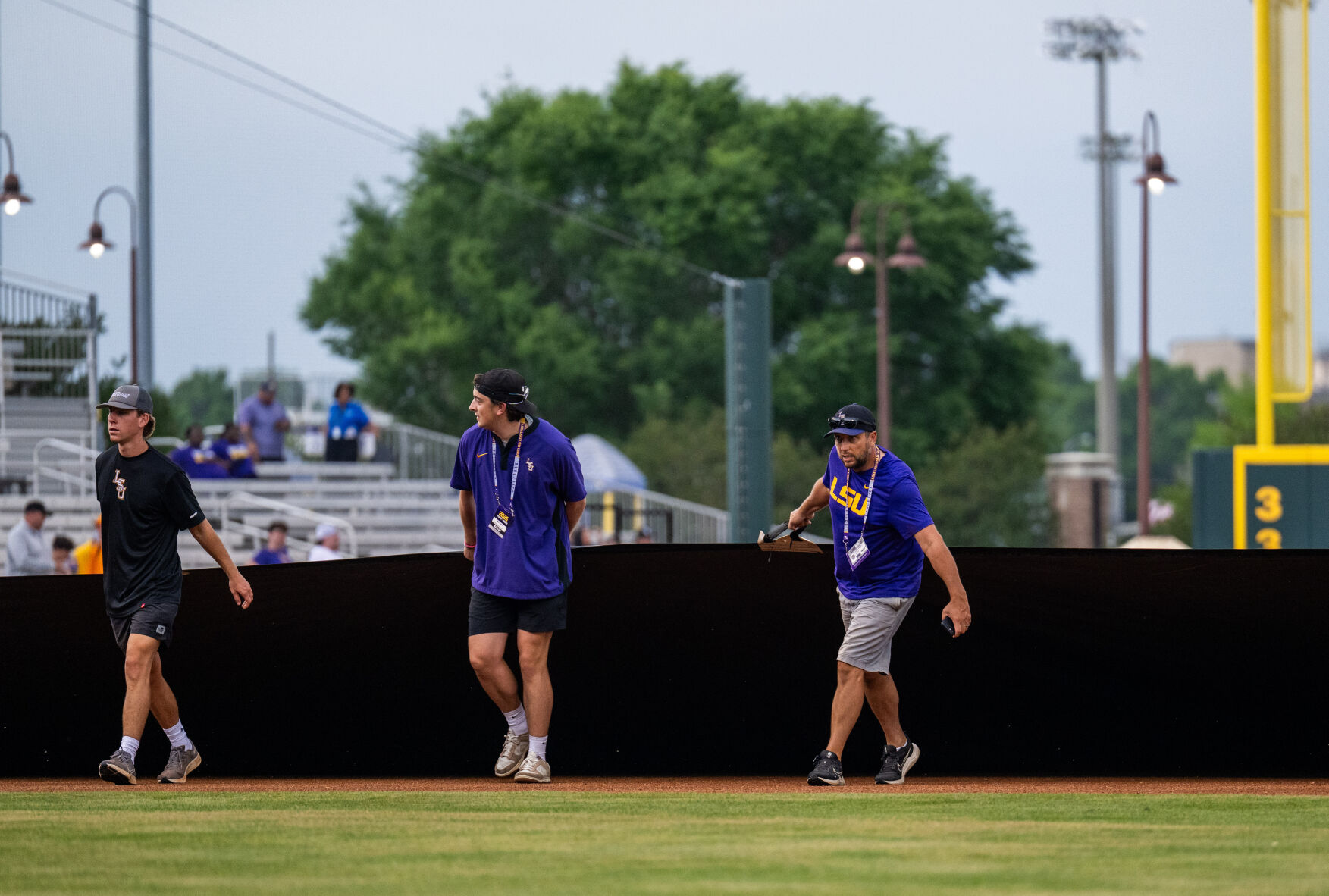 LSU baseball vs. Little Rock in weather delay, Baton Rouge | LSU | nola.com