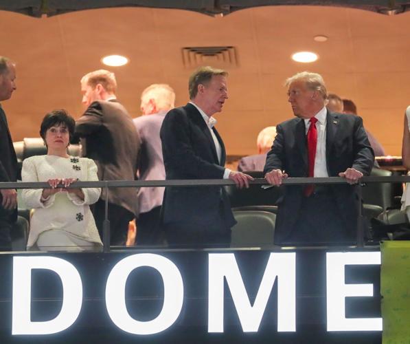 Donald Trump Roger Goodell, Gayle Benson watch Super Bowl | Super Bowl ...