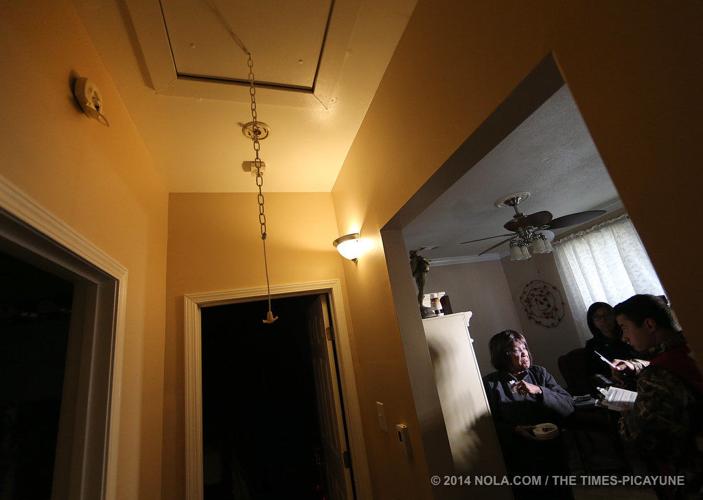 After Broadmoor fire, officials spread word about free smoke-detector ...