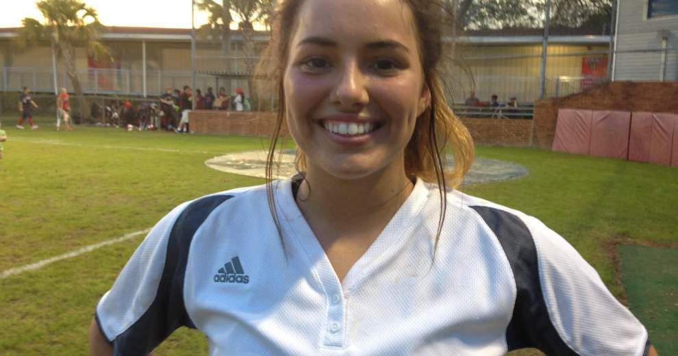 Peyton Piglniolo carving her niche as John Curtis pitcher, throws no ...