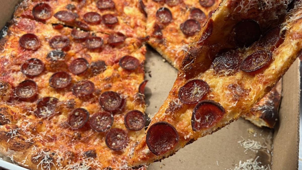 Il Supremo pizza and pasta is a find in Old Metairie LA | Where NOLA ...