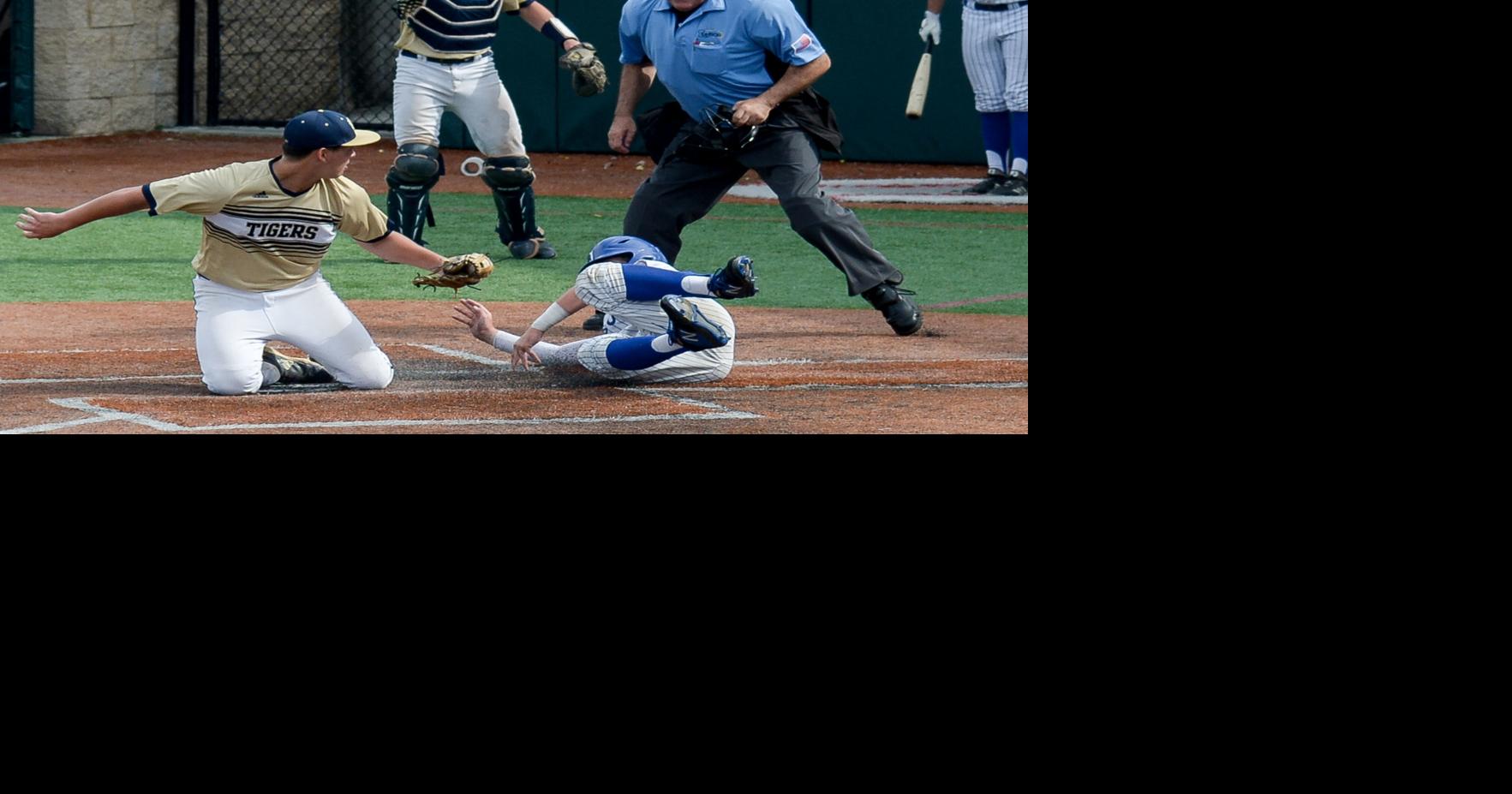 Jesuit pitcher Will Hellmers overcomes early inconsistency as Jays beat ...