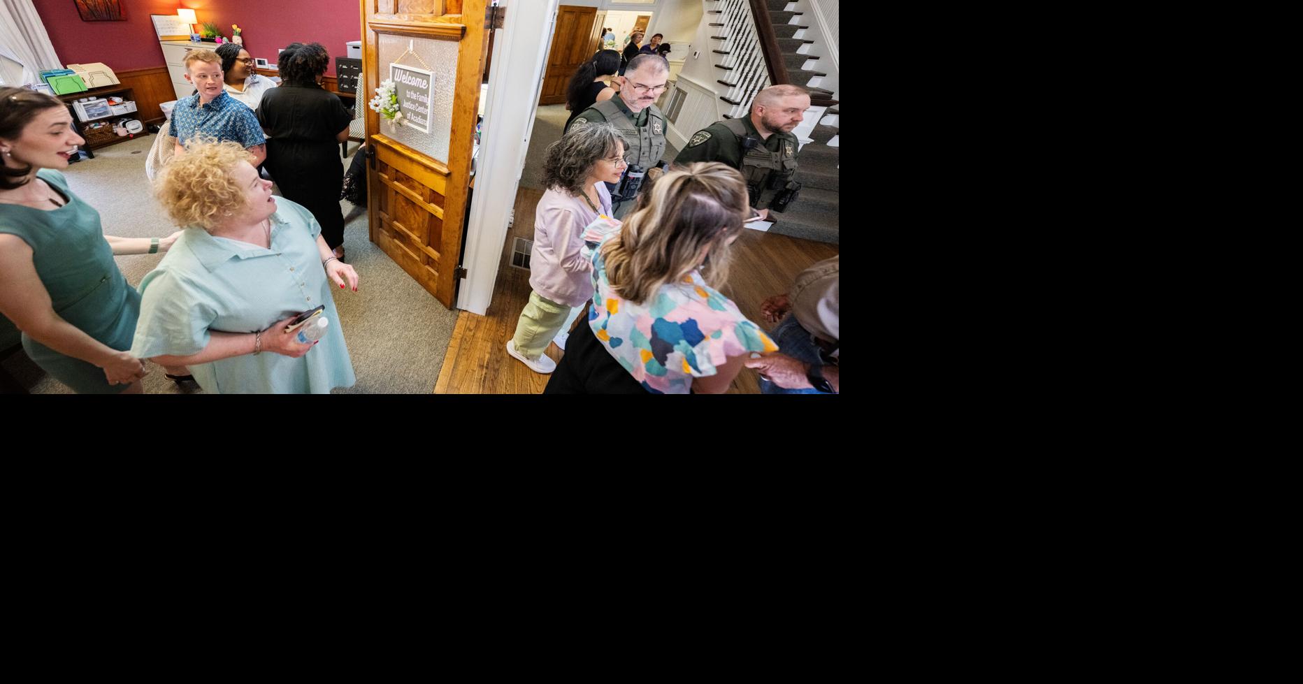 ACA.faithhouse.040326.016.jpg | | nola.com