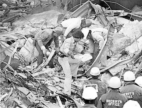 Continental Grain elevator at Nine Mile Point exploded Dec. 22, 1977 ...