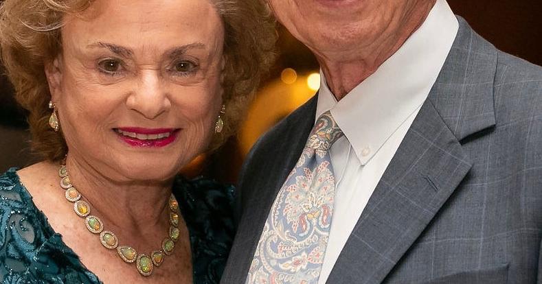 Touro Synagogue bestows L'Chayim Award on its first female president ...