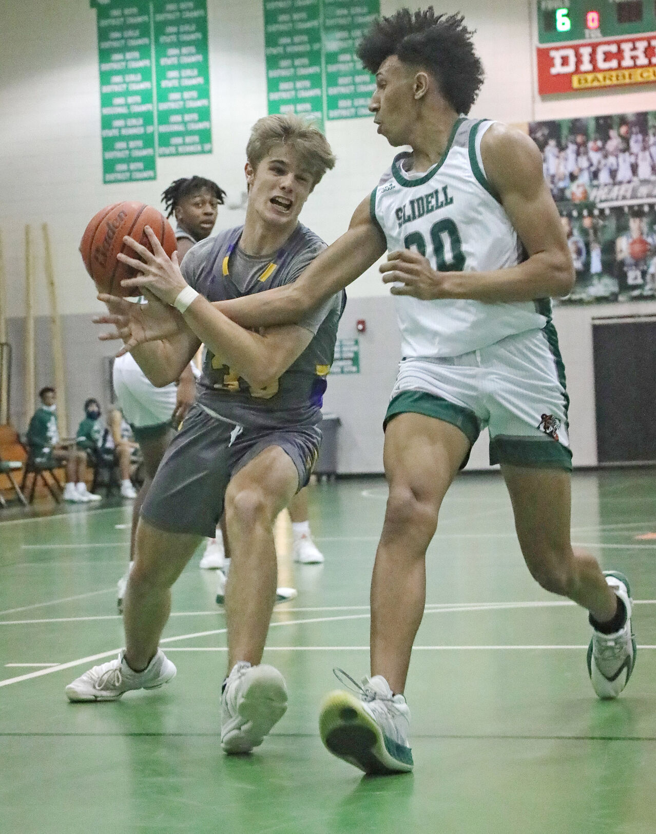 Zach Fenn 8-for-8 from line in fourth quarter, as St. Paul's slips past ...