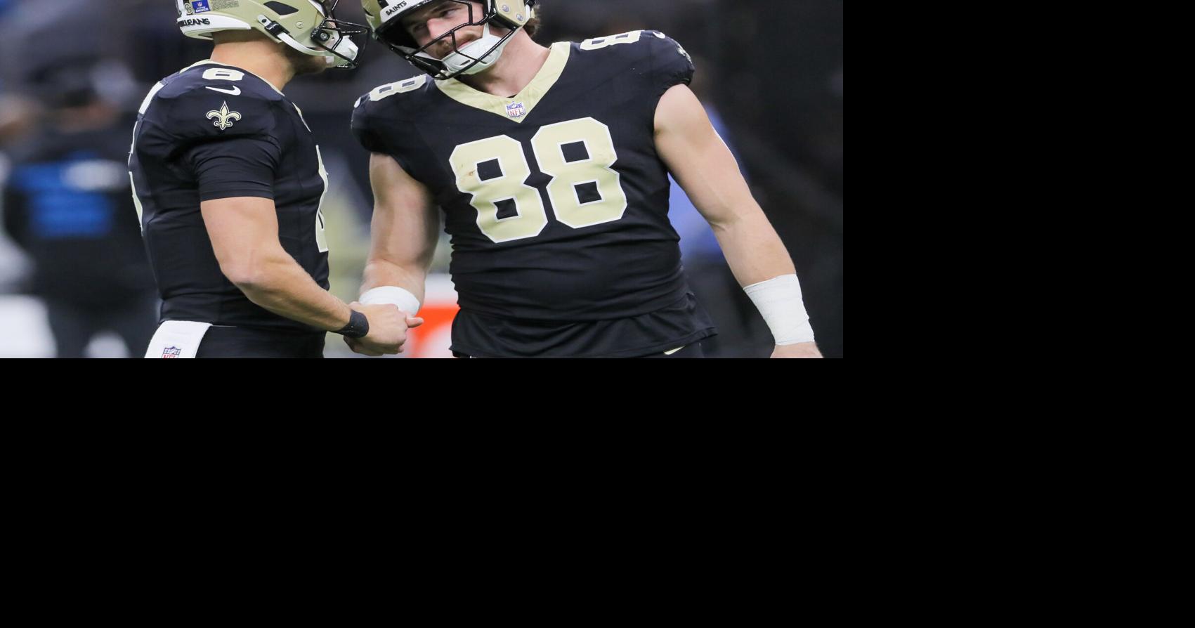 Saints TE Jack Stoll injures knee vs. Titans, declared out | Saints ...