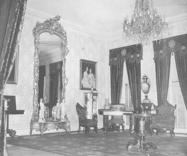 The bulletproof woman who built Jackson Square's Pontalba buildings ...