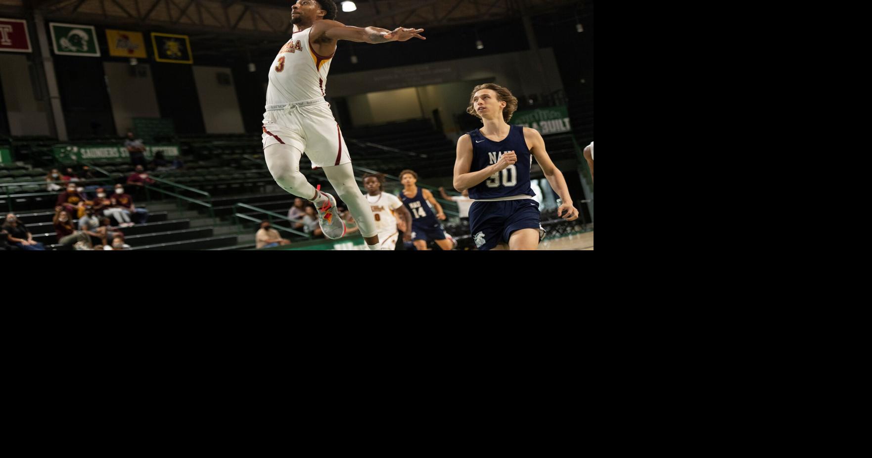 Rod Walker: Undefeated, unbothered: Loyola, ranked No. 1 in NAIA, won't ...