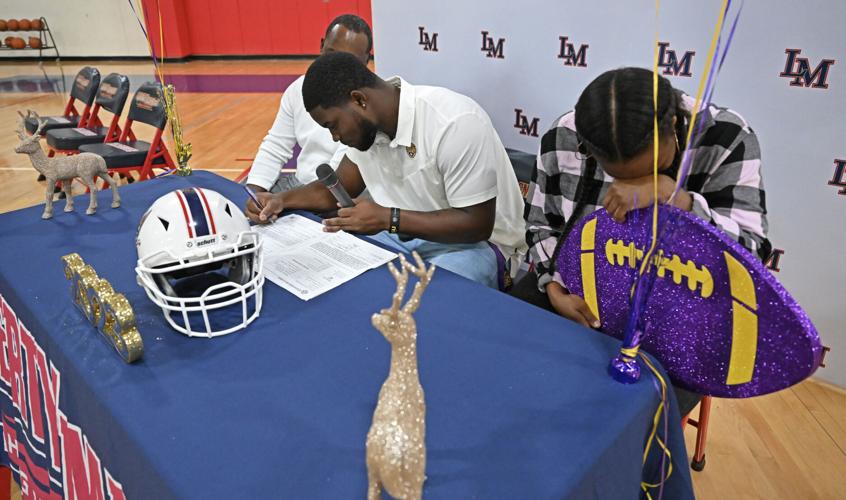 Running back Kaleb Jackson embraces home, signs with LSU | LSU | nola.com