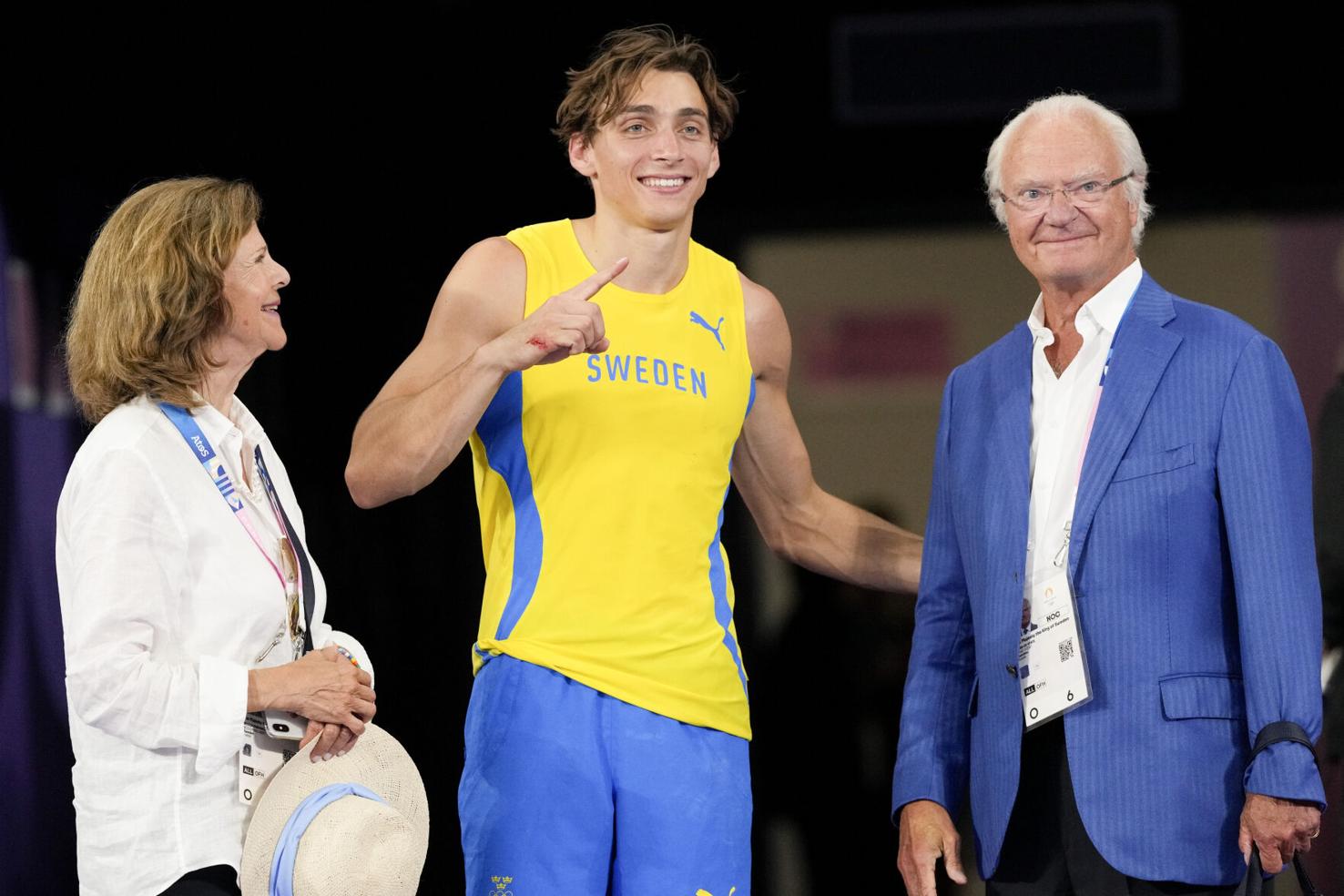 Mondo Duplantis announces engagement in elegant photo shoot | LSU ...