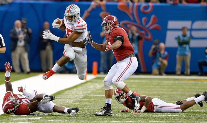 Ohio State running back Ezekiel Elliott keeps wheels churning toward ...