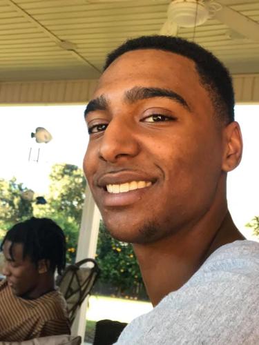Robert Wells was killed on a Harahan street. His mom wrote an obituary ...