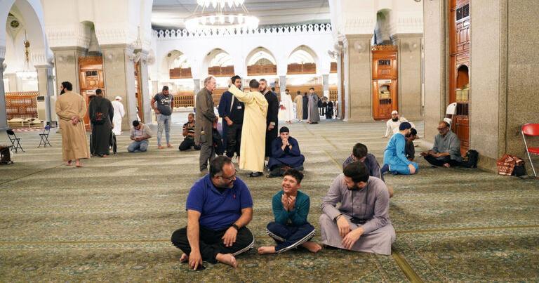 Mosques that change to welcome families with disabilities change ...