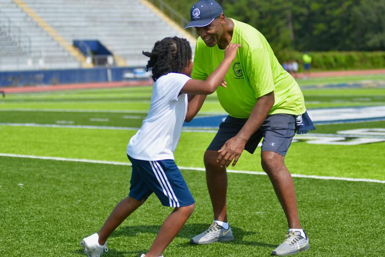 Former NFL player Curtis Baham shares knowledge with local youth | St ...