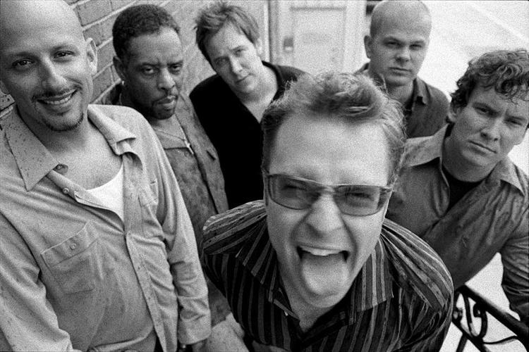 Theryl 'Houseman' DeClouet, former lead vocalist for Galactic, dies ...