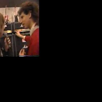 11/11/11 is Nigel Tufnel Day, celebrating amps that go up to 11 and ...