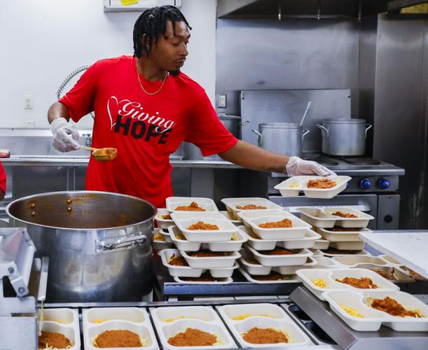 Giving Hope provides food for needy in New Orleans LA | Entertainment ...
