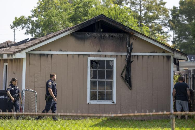 3 homes destroyed, 8 people displaced in Harahan fire | Crime/Police ...