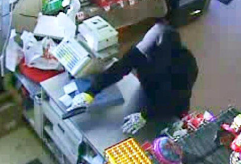 Family Dollar armed robbery suspect caught on camera, NOPD says | Crime ...