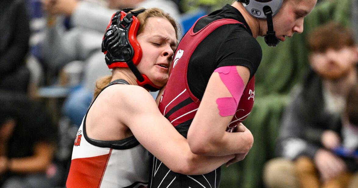 BR.laclassicwrestling.011826.15.JPG | | nola.com