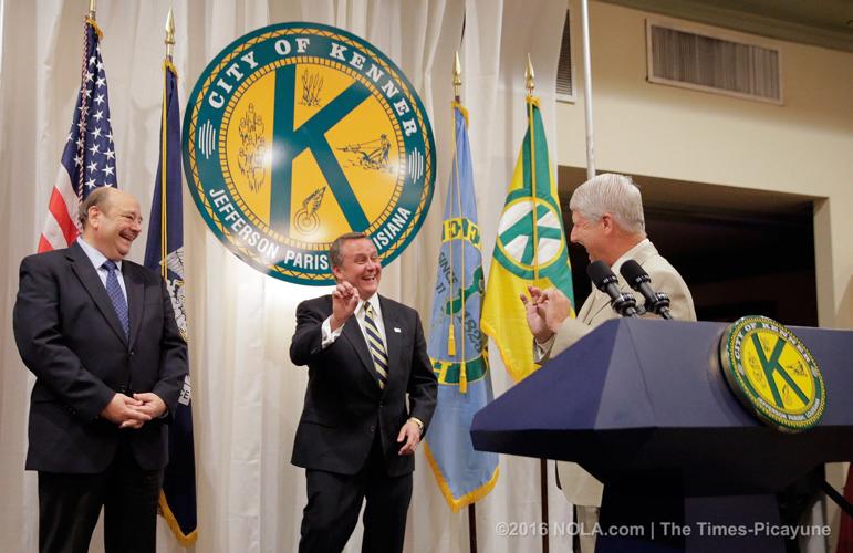 Ben Zahn, new mayor of Kenner, takes the oath of office | Archive ...
