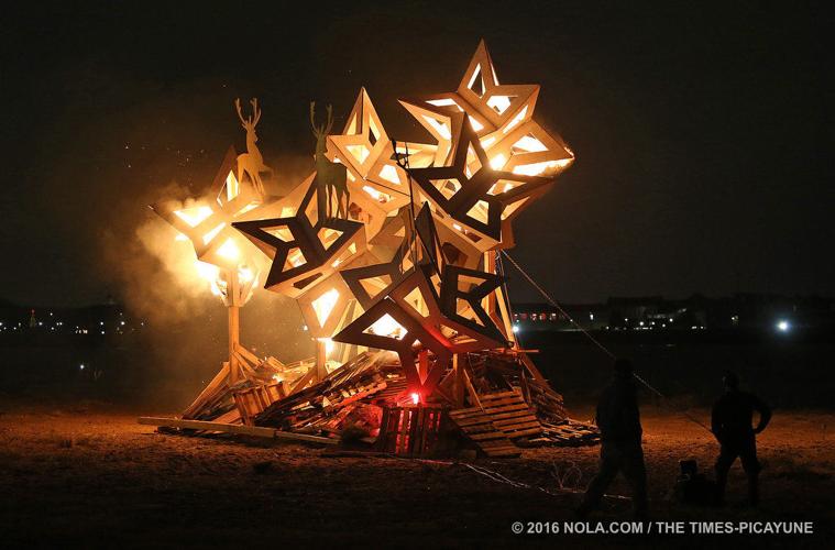 Algiers Bonfire blazes on the point Saturday, Dec. 2 | Louisiana ...