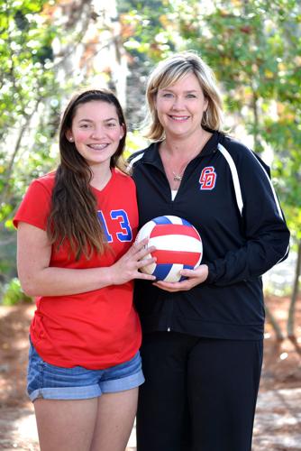 Country Day setter Jenna Ibieta acts as extension of her mom/coach ...