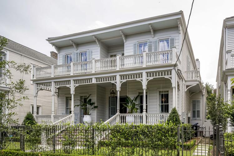 Family remakes Uptown double into the gracious, spacious centerhall ...