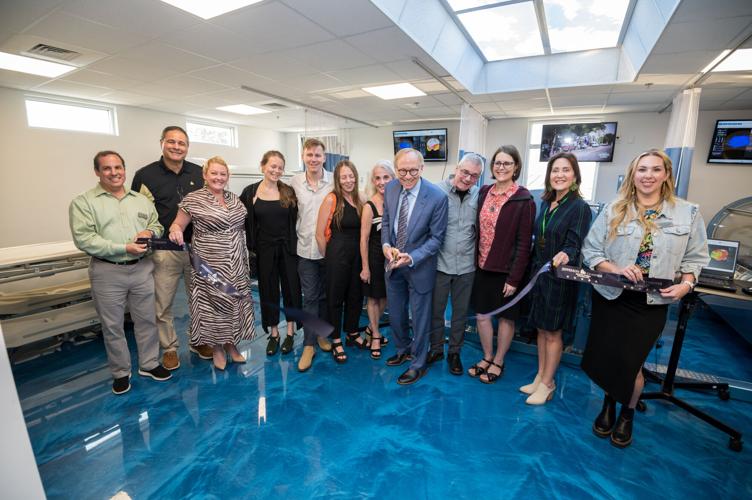 Sponsored: Dr. Paul Harch uses hyperbaric oxygen therapy | Sponsored ...