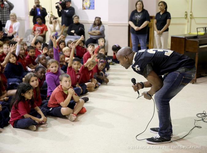Saints safety Jairus Byrd visits Harahan Elementary: photo gallery ...