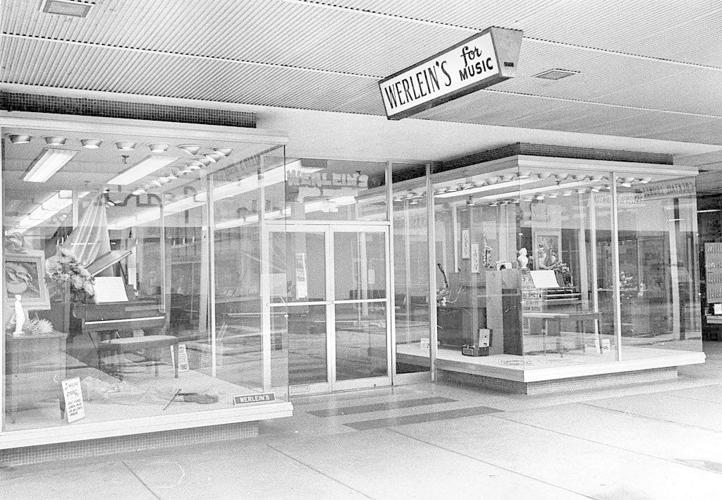 Lakeside mall, back in the day: Shoppers share their memories | Archive ...