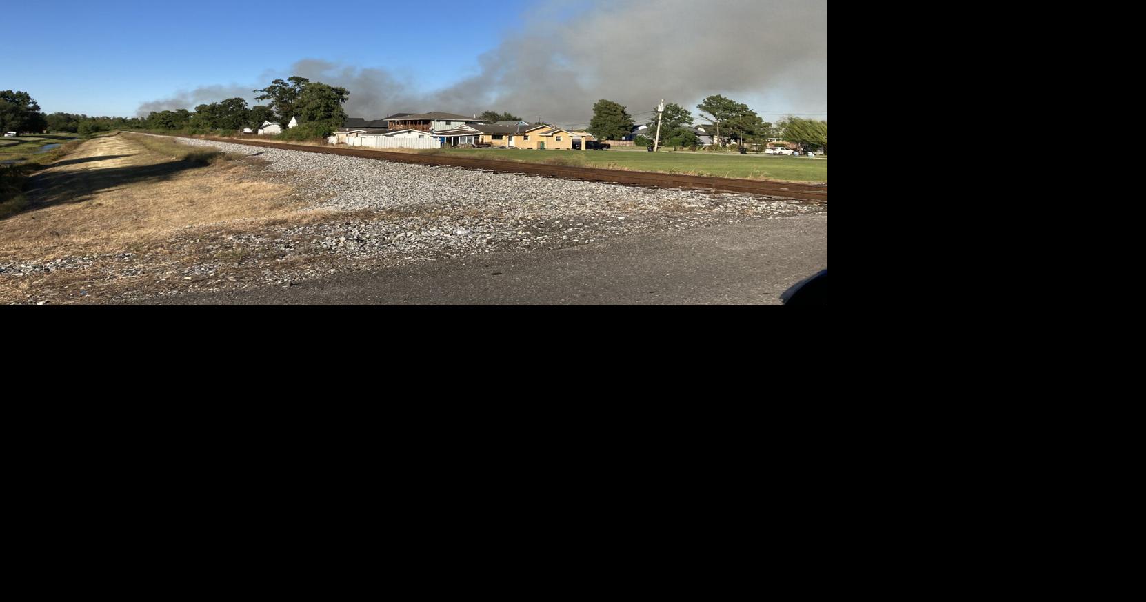 Marsh fire sends smoke over east New Orleans, St. Bernard Parish ...