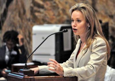 Helena Moreno lays out timeline for House-to-City Council transition ...