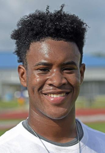 Former U-High lineman Adrian Ealy making big push at East Ascension ...